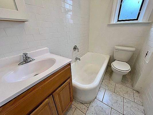 4996 Broadway APT 3I, New York, NY 10034 | Zillow