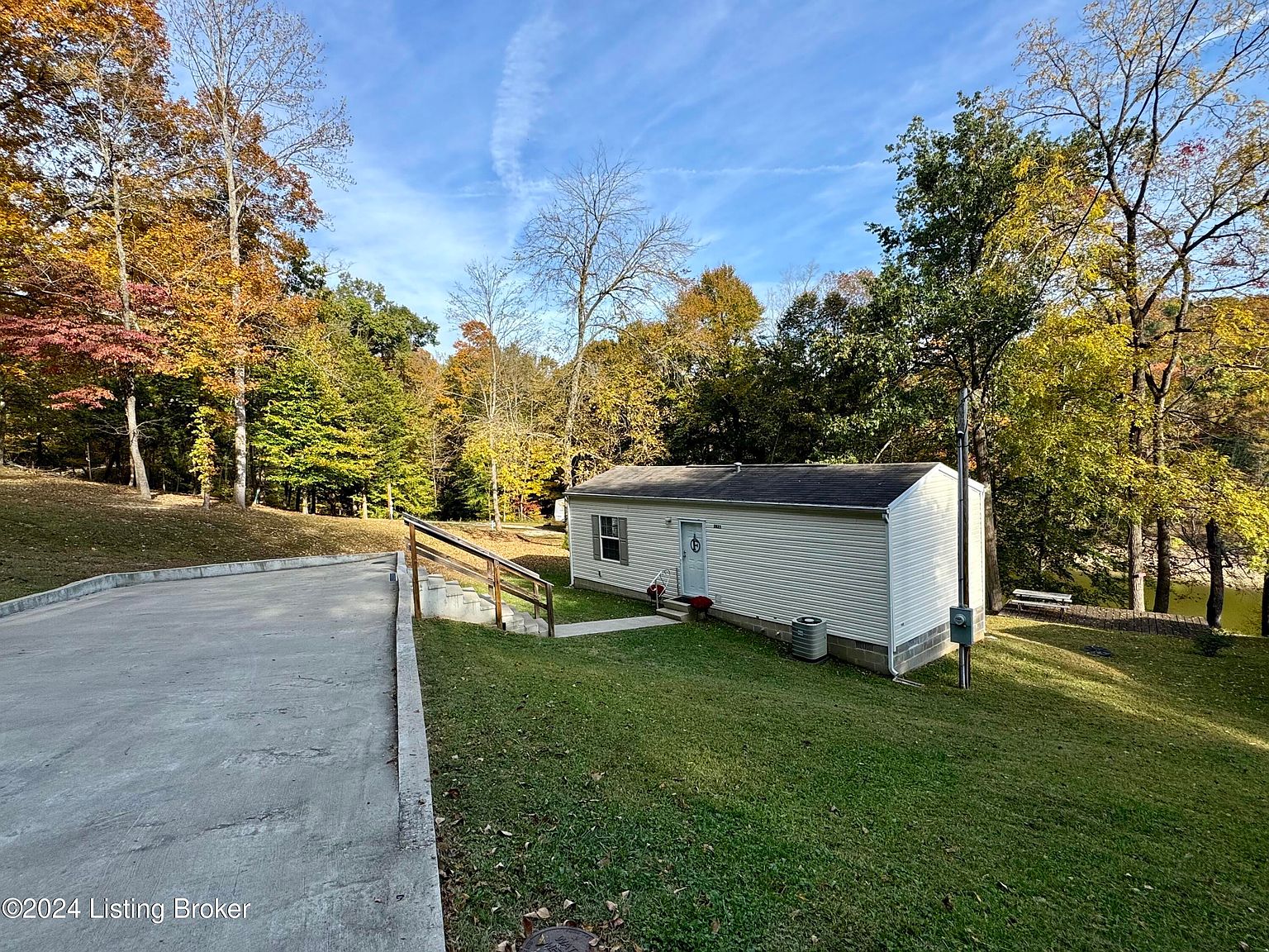 2825 Hidden Valley Ln, Hudson, KY 40145 | MLS #1673693 | Zillow