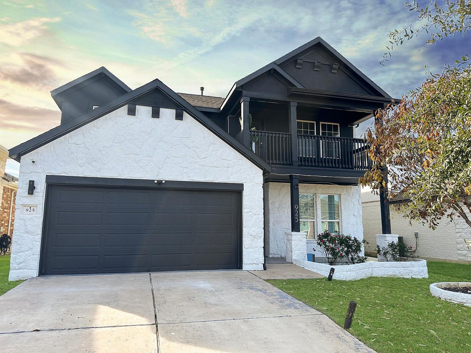 925 Swan Flower St, Leander, TX 78641 | Zillow