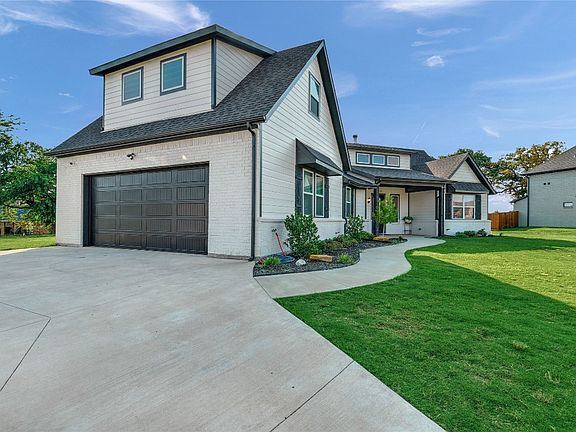 168 Lakeview Cir, Pilot Point, TX 76258 | MLS #20367493 | Zillow