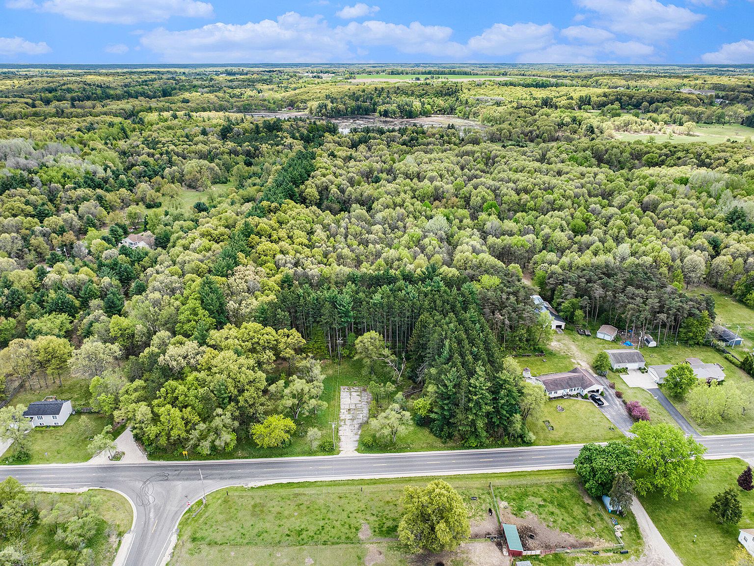 11603 W Wise Rd, Greenville, MI 48838 | Zillow