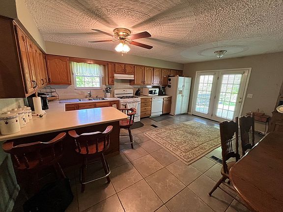 3325 State Route 3379, Grethel, KY 41631 | MLS #122187 | Zillow