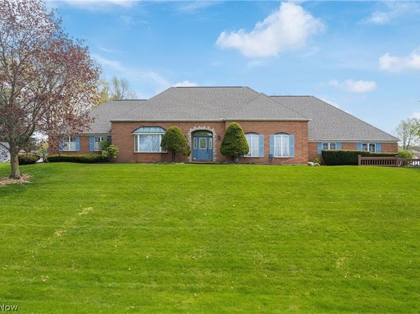 Akron OH Luxury Homes For Sale - 365 Homes | Zillow