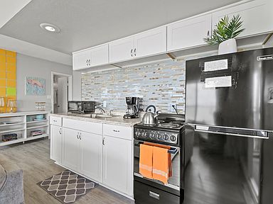 3810 Riviera Dr #1, San Diego, CA 92109 | Zillow