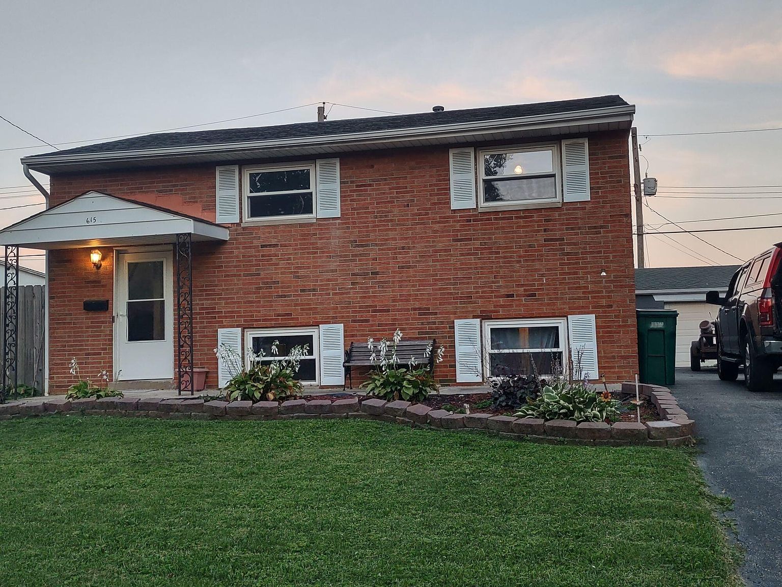 615 Hillsdale Dr, West Jefferson, OH 43162 | Zillow
