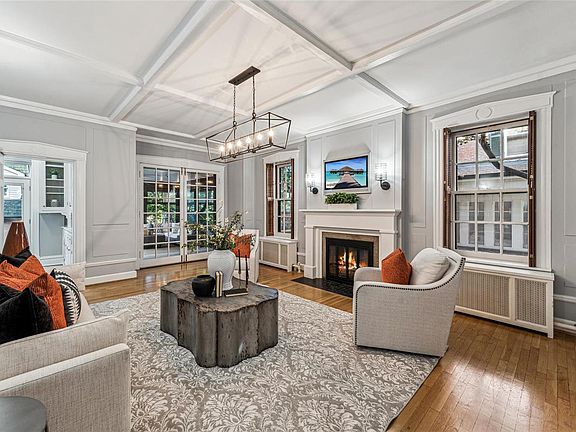 14 Lenox Pl, Saint Louis, MO 63108 | Zillow