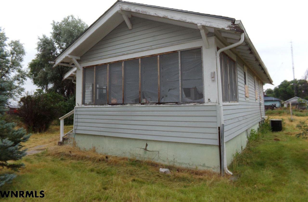 316 10th Ave, Lyman, NE 69352 | Zillow
