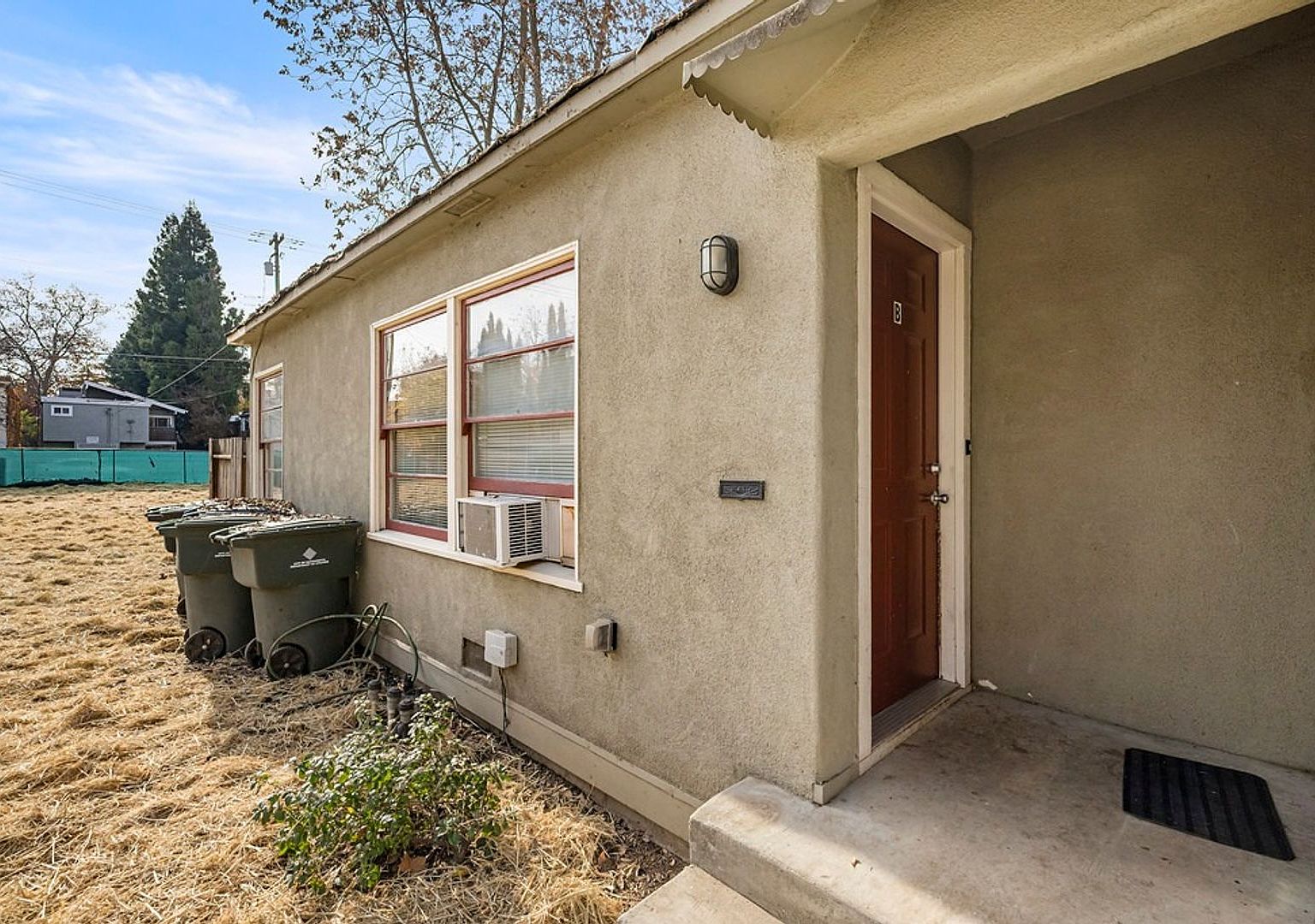 2816 D St, Sacramento, CA 95816 | Zillow