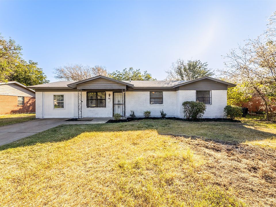 5625 Cloverdale Dr, Fort Worth, TX 76134 | Zillow