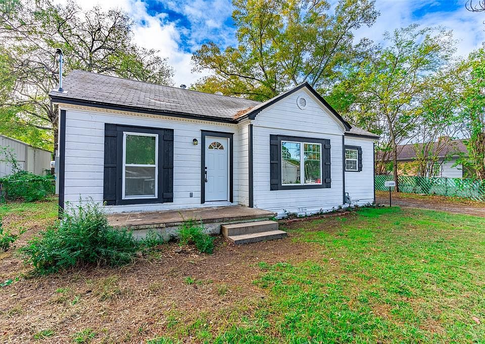 624 Bellview St, Sulphur Springs, TX 75482 | MLS #20211073 | Zillow