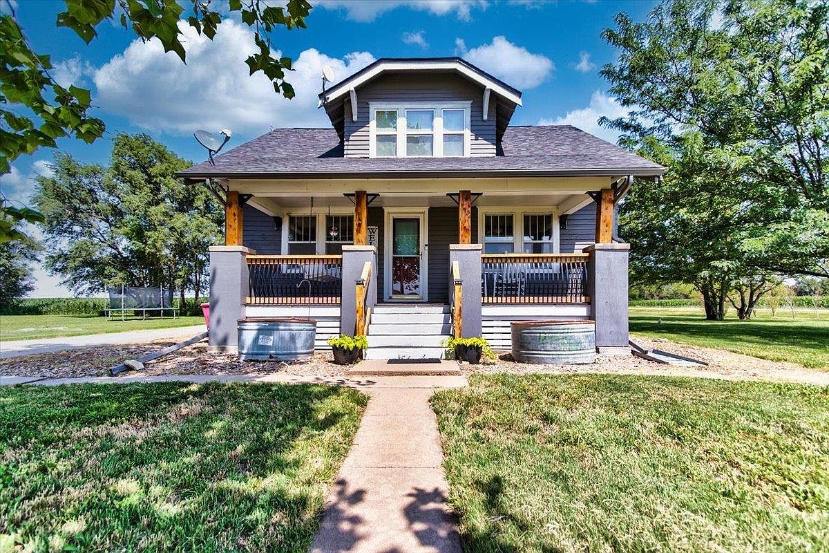 1026 Arapaho Rd, Inman, KS 67546 | Zillow