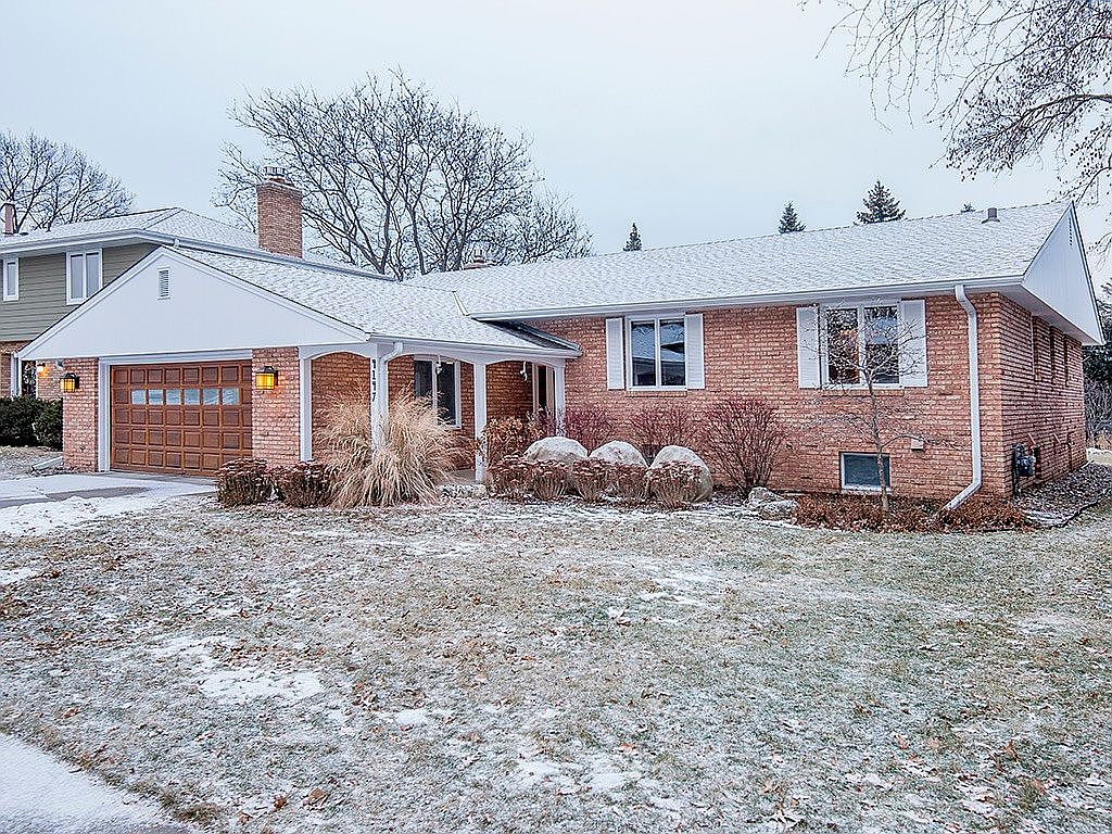 4147 Coffman Ln, Minneapolis, MN 55406 | Zillow