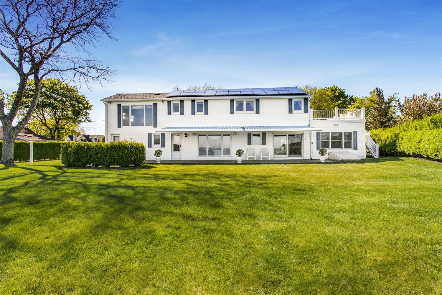 8 Maple Ln, Laurel, NY 11948 | Out East