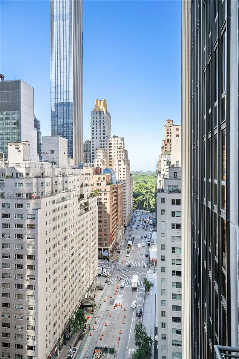 77 West 55th Street #21A in Midtown, Manhattan | StreetEasy