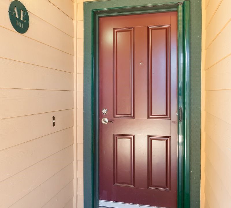 Allenmore East Condominiums - 2440 S Steele St Tacoma WA | Zillow