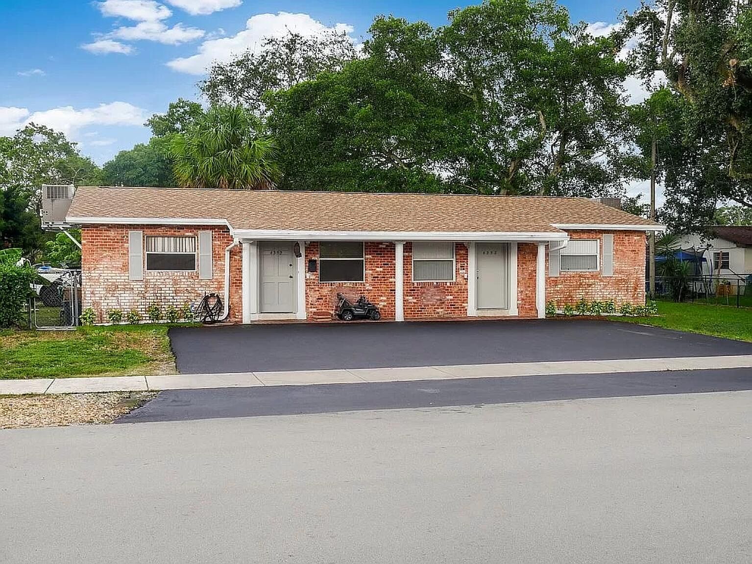 4350-4352 SW 62nd Avenue #1-2, Davie, FL 33314 | Zillow