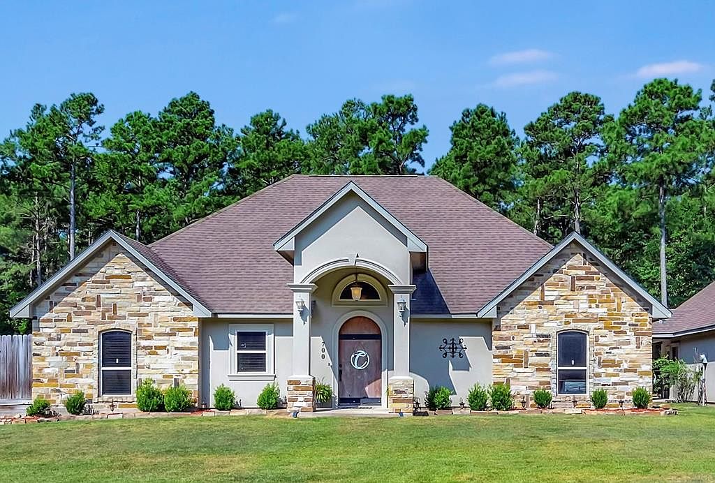 700 Bourrous Dr, Diboll, TX 75941 | MLS #69298 | Zillow