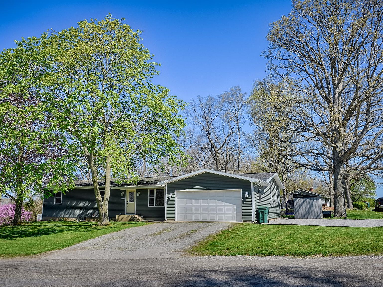 5988 E 450 N, Leesburg, IN 46538 | Zillow