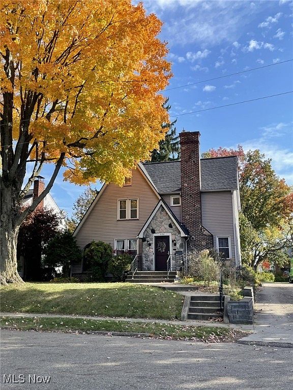 222 Raff Rd NW, Canton, OH 44708 | Zillow