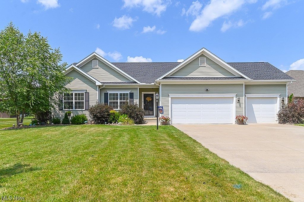 6759 River Walk Dr, Valley City, OH 44280 | Zillow