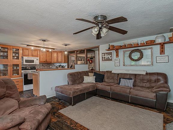 3750 Casa Blvd, Grove City, OH 43123 | Zillow