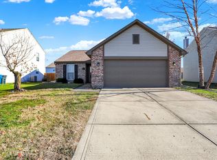 3143 Shadow Lake Dr, Indianapolis, IN 46217 | MLS #22021014 | Zillow