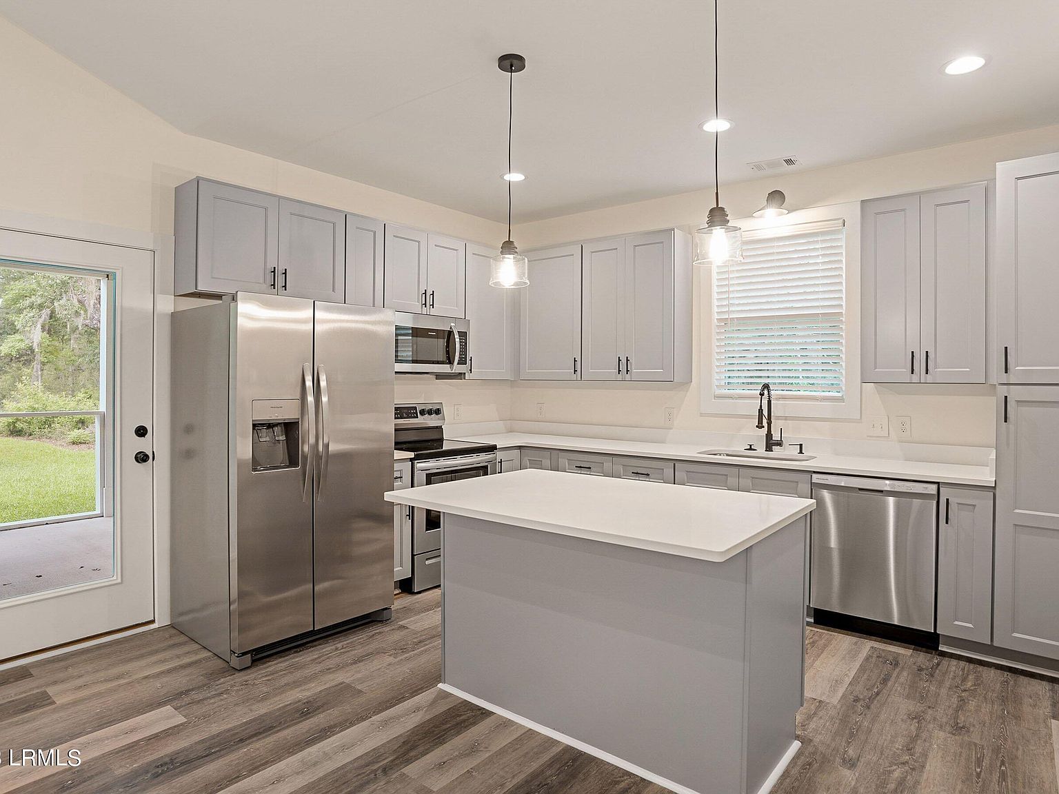 20 Avalon Dr, Beaufort, SC 29907 | MLS #180924 | Zillow