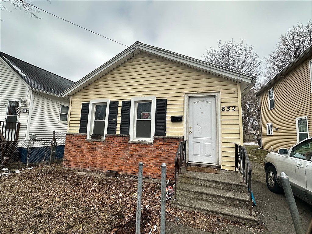 632 Smith St, Rochester, NY 14606 | Zillow