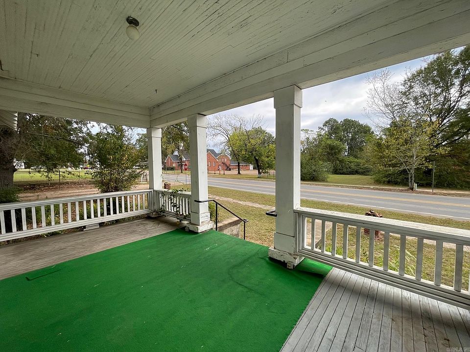 130 E Main, Hampton, AR 71744 | Zillow