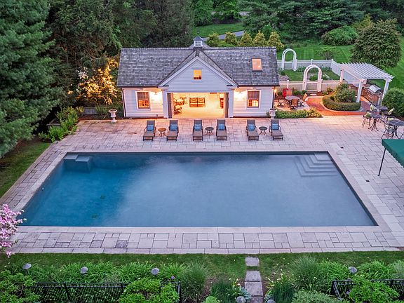 36 Chestnut Hill Rd, Wilton, CT 06897 | MLS #24045609 | Zillow