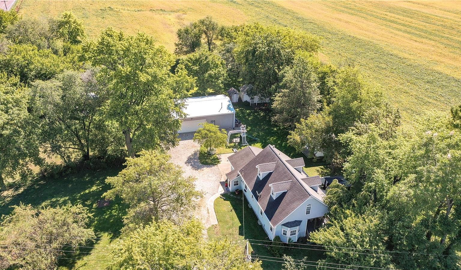 6890 Machens Rd, Portage Des Sioux, MO 63373 | MLS #23054923 | Zillow