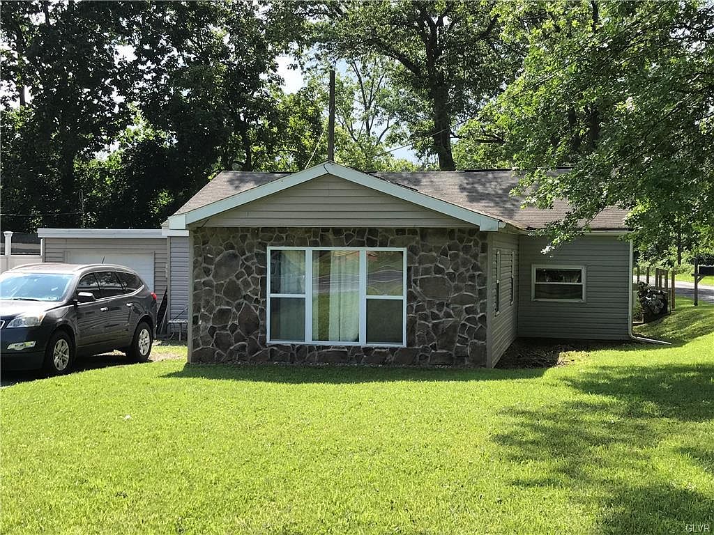 4270 W Mountain View Dr, Walnutport, PA 18088 | Zillow