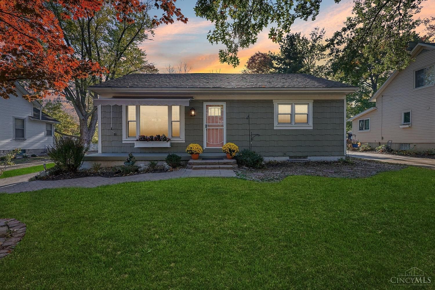335 Cedar Dr, Loveland, OH 45140 | Zillow