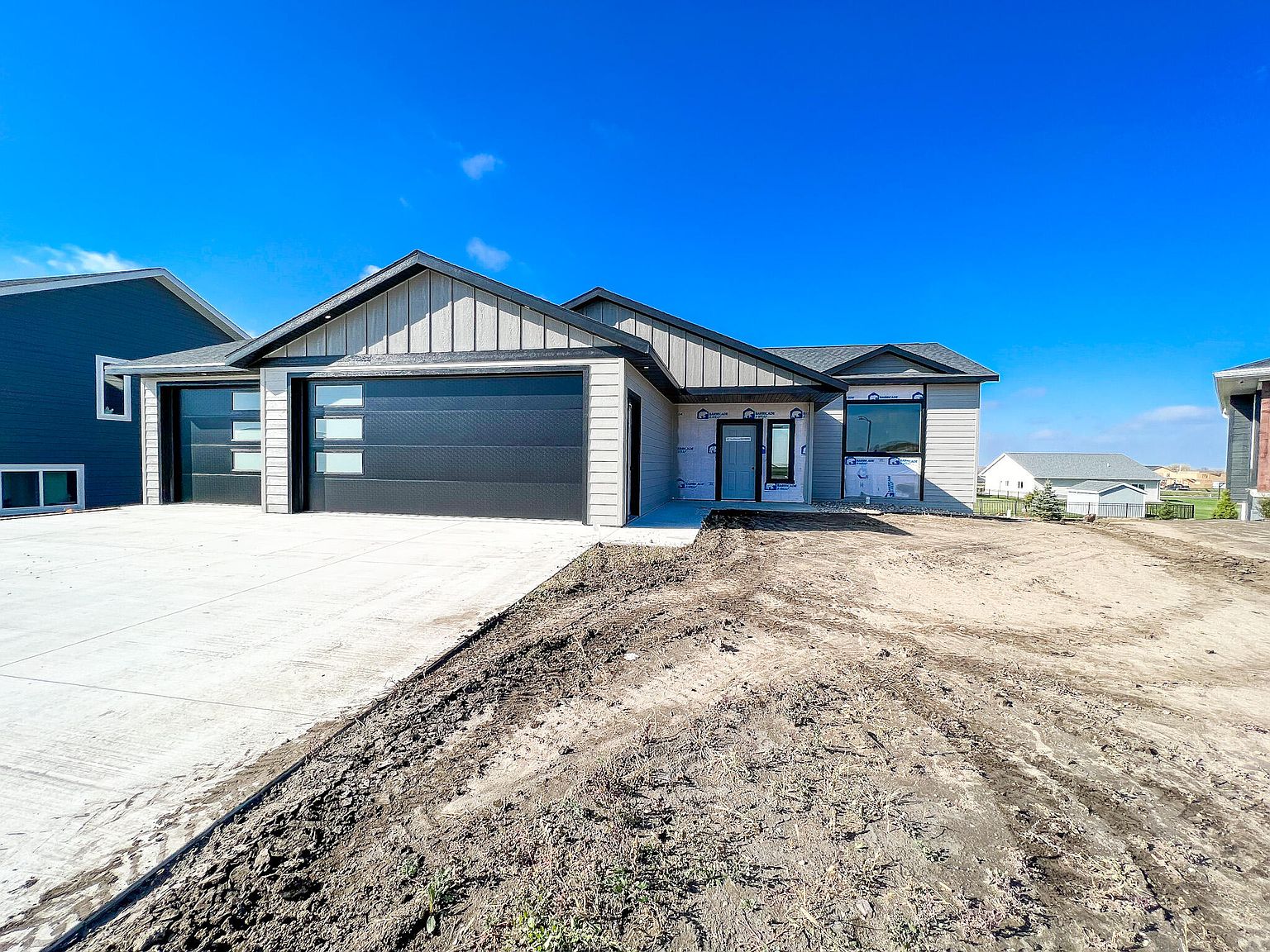 1206 Lutsen Cir Brookings Sd 57006 Mls 23 485 Zillow