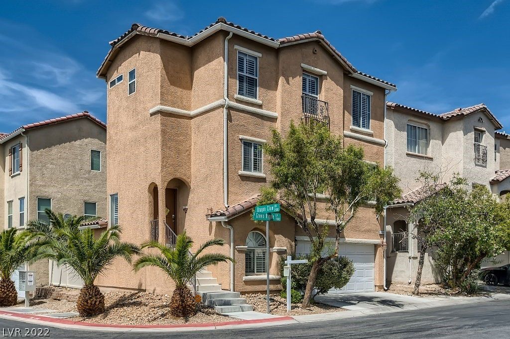 7018 Green Ripple Ln, Sunrise Manor, NV 89156 | Zillow