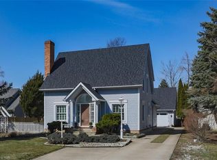 472 Gage St, Niagara On The Lake, ON L0S 1J0 | MLS #X9307149 | Zillow