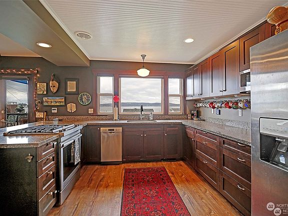 128 Dungeness Drive, Camano Island, WA 98282 | MLS #2327469 | Zillow