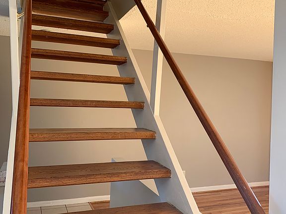 41 Tower Hill Ct, Saint Louis, MO 63132 | Zillow