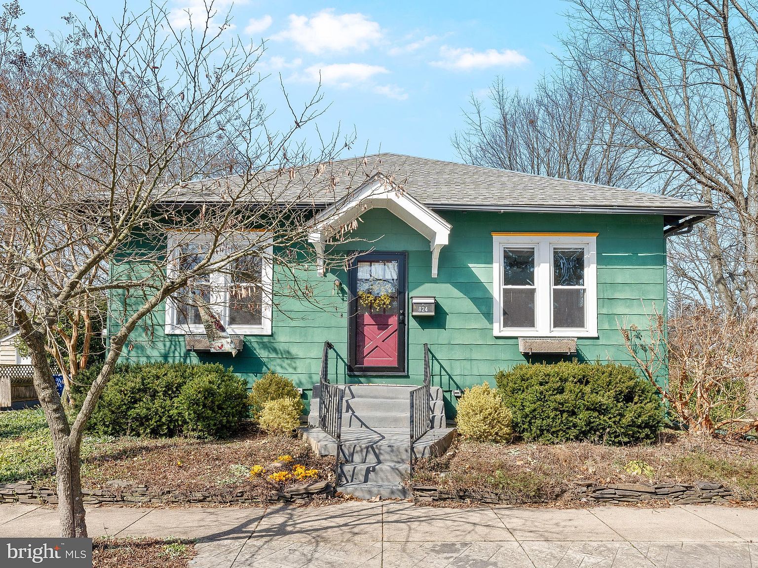 824 Hickory St, Delanco, NJ 08075 | Zillow