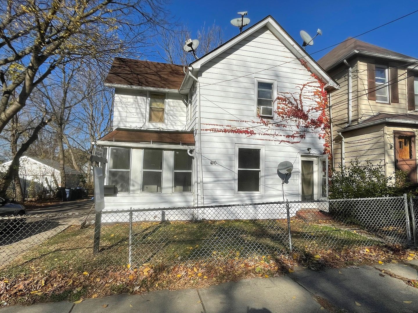 410 Ravine Ave, Waukegan, IL 60085 | Zillow