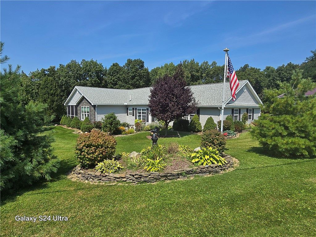 2466 E George Fullagar Rd W, Penn Yan, NY 14527 | Zillow