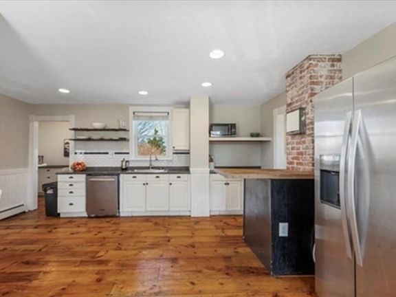 41 Elm St #1, Auburn, MA 01501 | Zillow