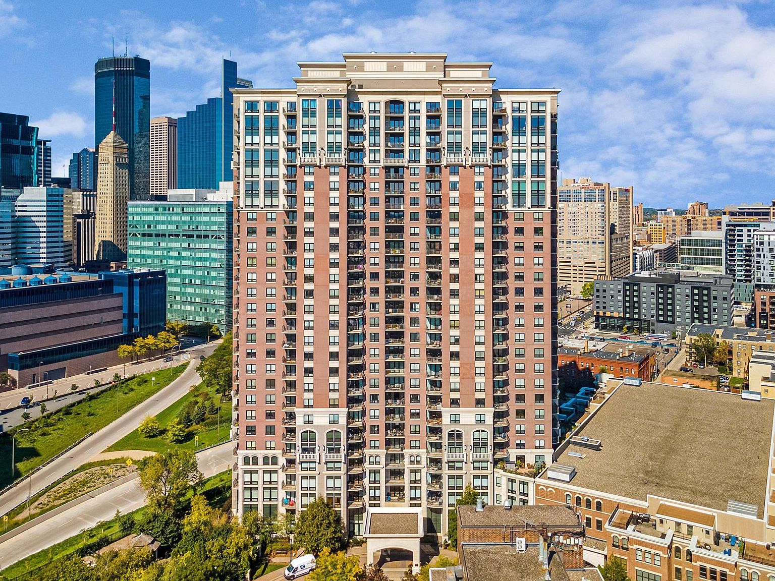 500 E Grant St APT 1810, Minneapolis, MN 55404 | Zillow