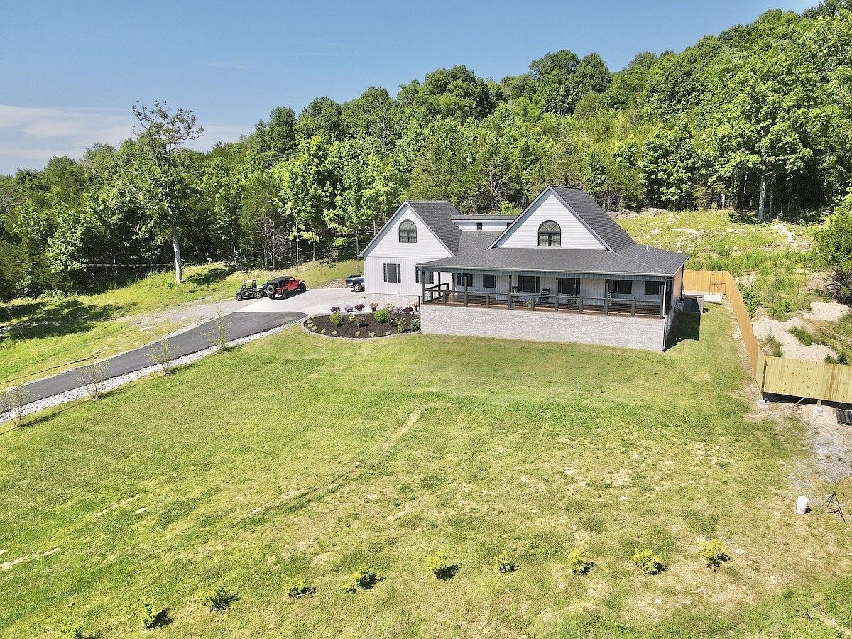 5271 Bradyville Rd, Readyville, TN 37149 | Zillow