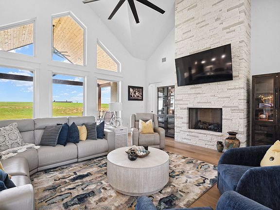 424 Royal Santana Run, Weatherford, TX 76087 | MLS #20726194 | Zillow