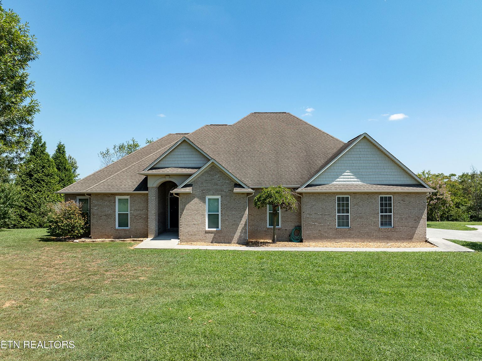 183 County Road 327, Niota, TN 37826 | Zillow