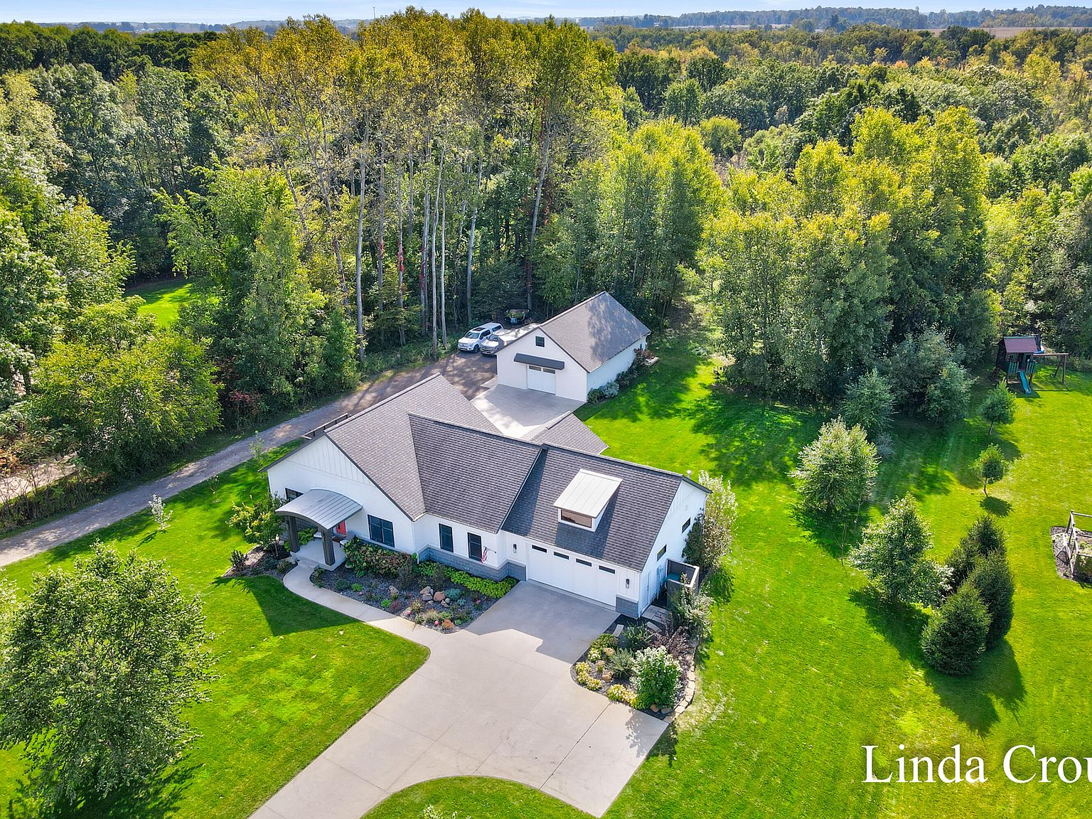 5346 Lamont Farms Dr, Coopersville, MI 49404 | Zillow