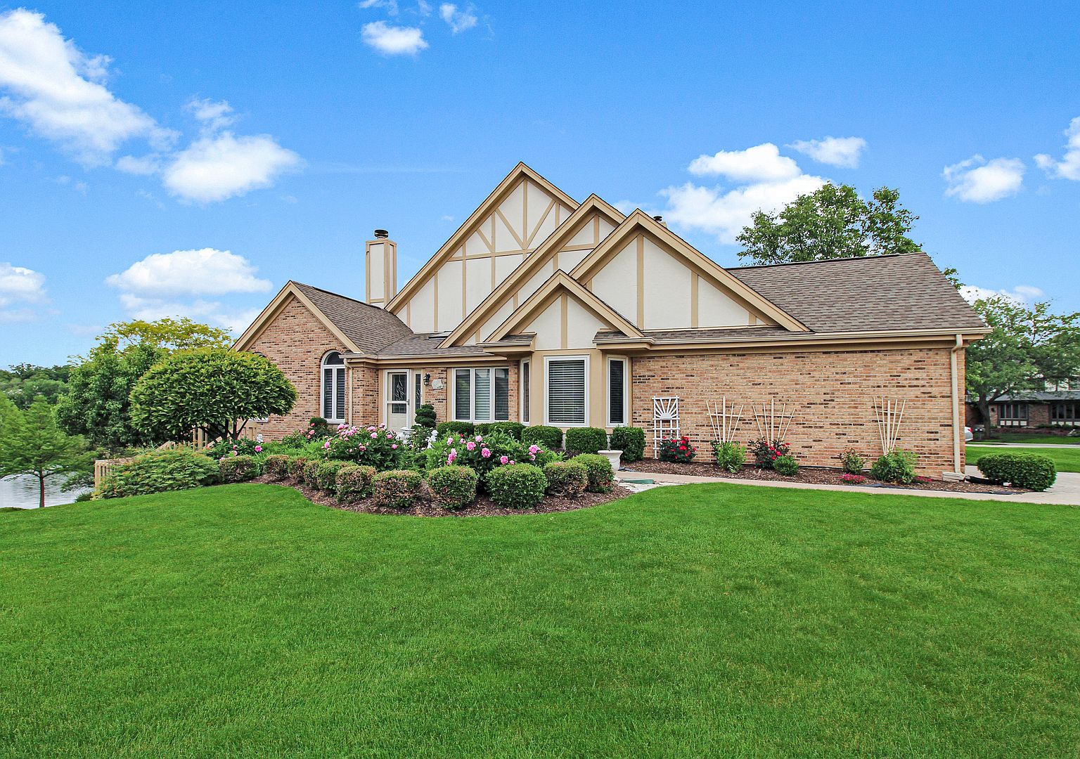 14358 Lake Ridge Rd, Orland Park, IL 60462 | Zillow