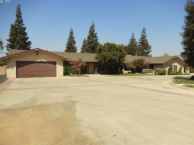 1333 Lewis Ln, Tulare, CA 93274 | Zillow