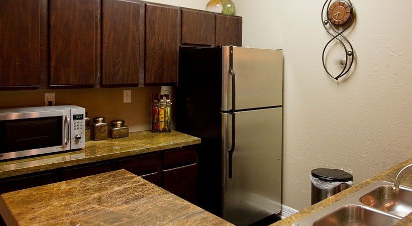 Sunchase Square - 1001 S Guadalupe St Lockhart TX | Zillow